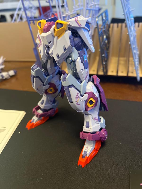 Inera Thunderbolt 1/100 Scale Plastic Model Kit